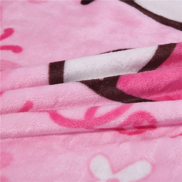Hello Kitty | Bedding | New Hello Kitty Plush Throw Blanket 0cm X 140cm ...